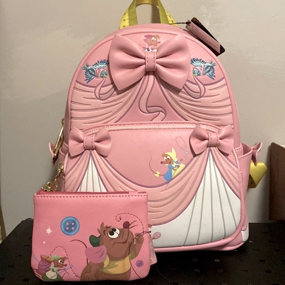 Loungefly | Bags | Disney Loungefly Cinderella Backpack And Gus Gus ...